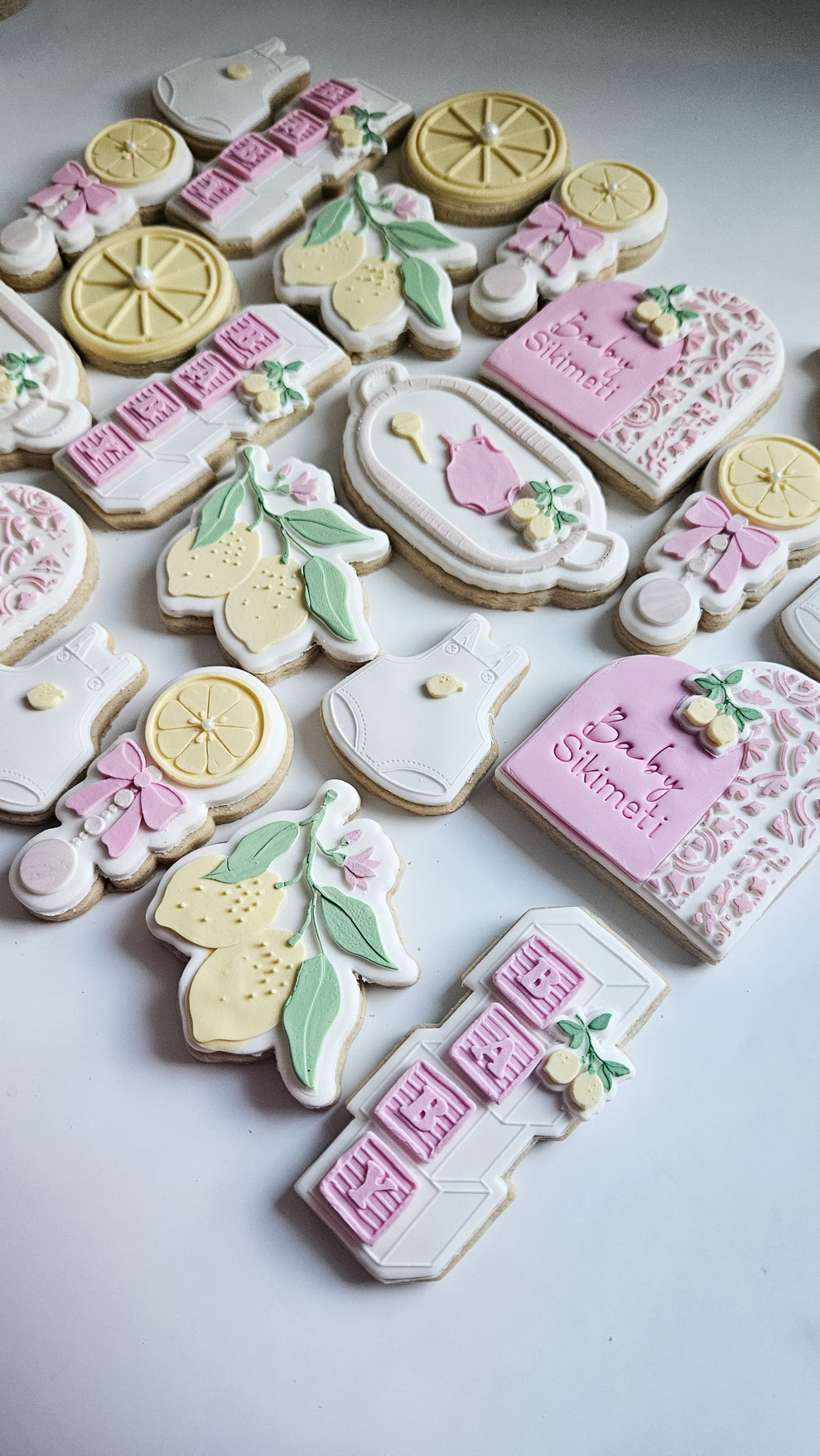 Bambino/Bambina Baby Shower Cookies – Sweetend Sugar Cookies